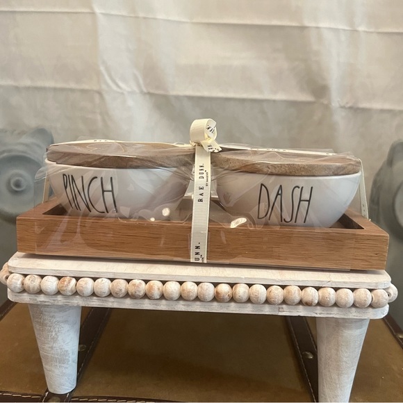 Rae Dunn | Kitchen | Rae Dunn Pinchdash Cellars With Tray | Poshmark